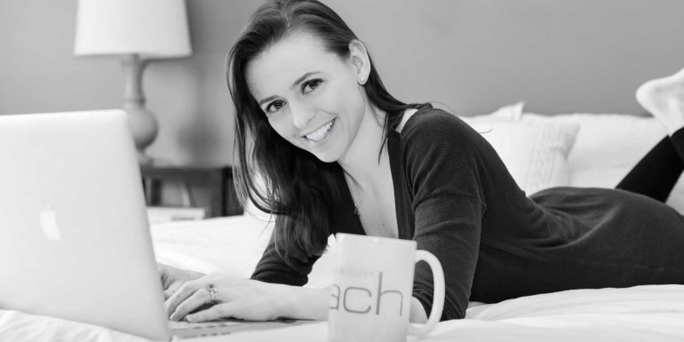 Ellie Moore Official